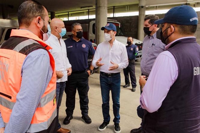 Blog Expediente MX | realiza-de-unanue-primera-visita-oficial-como-alcalde-al-cuerpo-de-bomberos ...